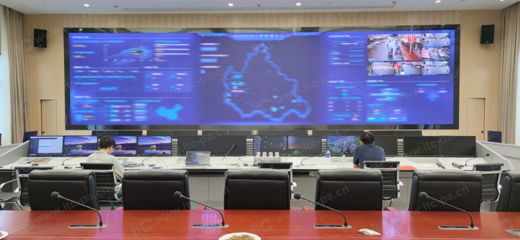 LED Wall Panels for Oilfield Production Command Center Solution - itc ...